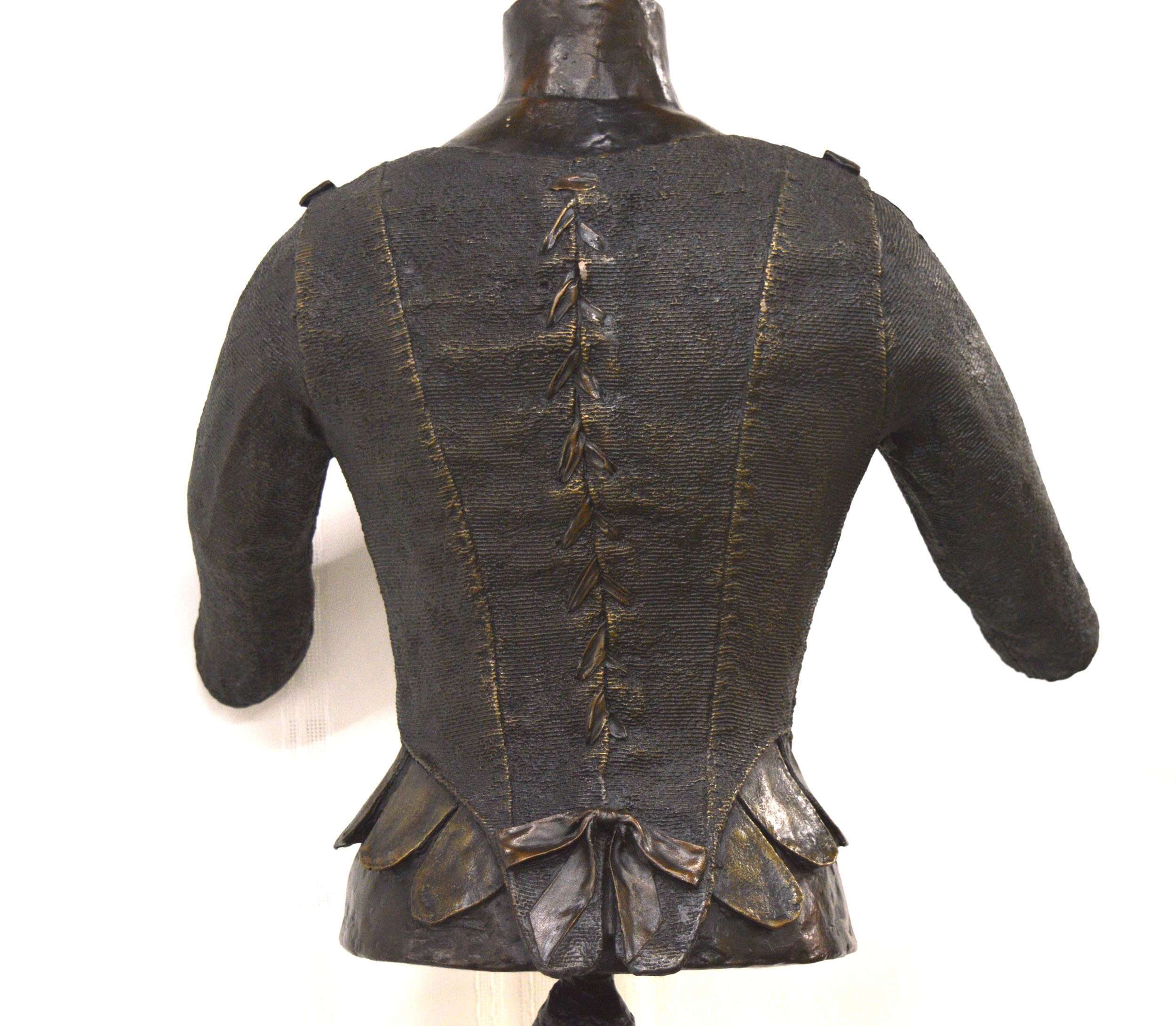 Jacques Payette | sculpture en bronze Corset (1996) | MutualArt