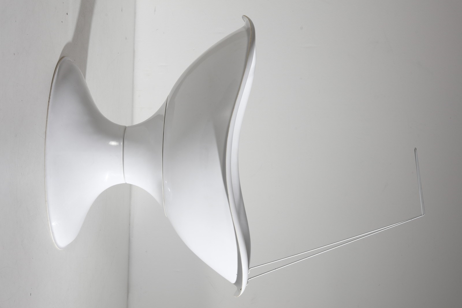 Luigi Colani | Space age cradle (1970s) | MutualArt