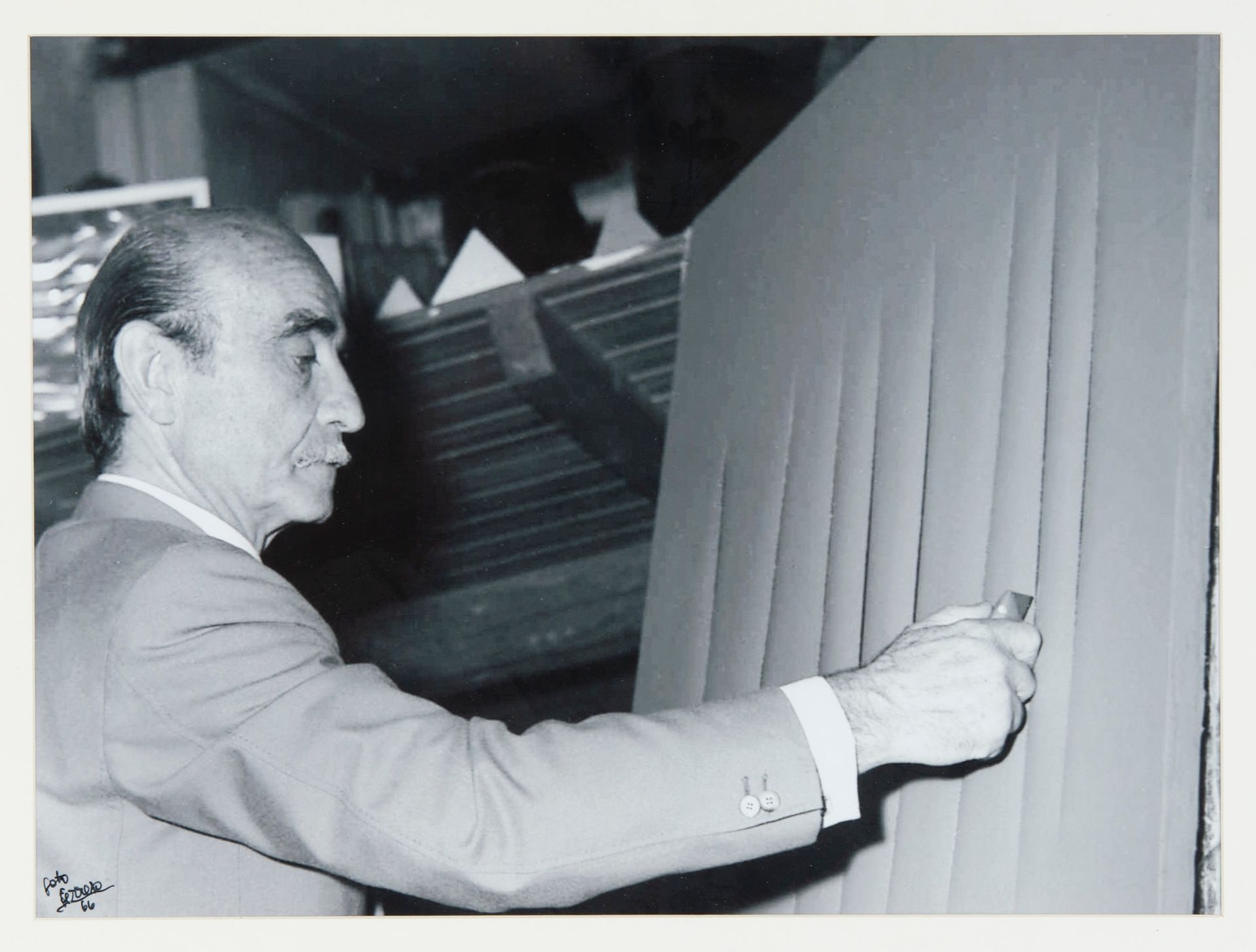 Jean Ferrero | PORTRAIT DE FONTANA A MILAN (1966) | MutualArt