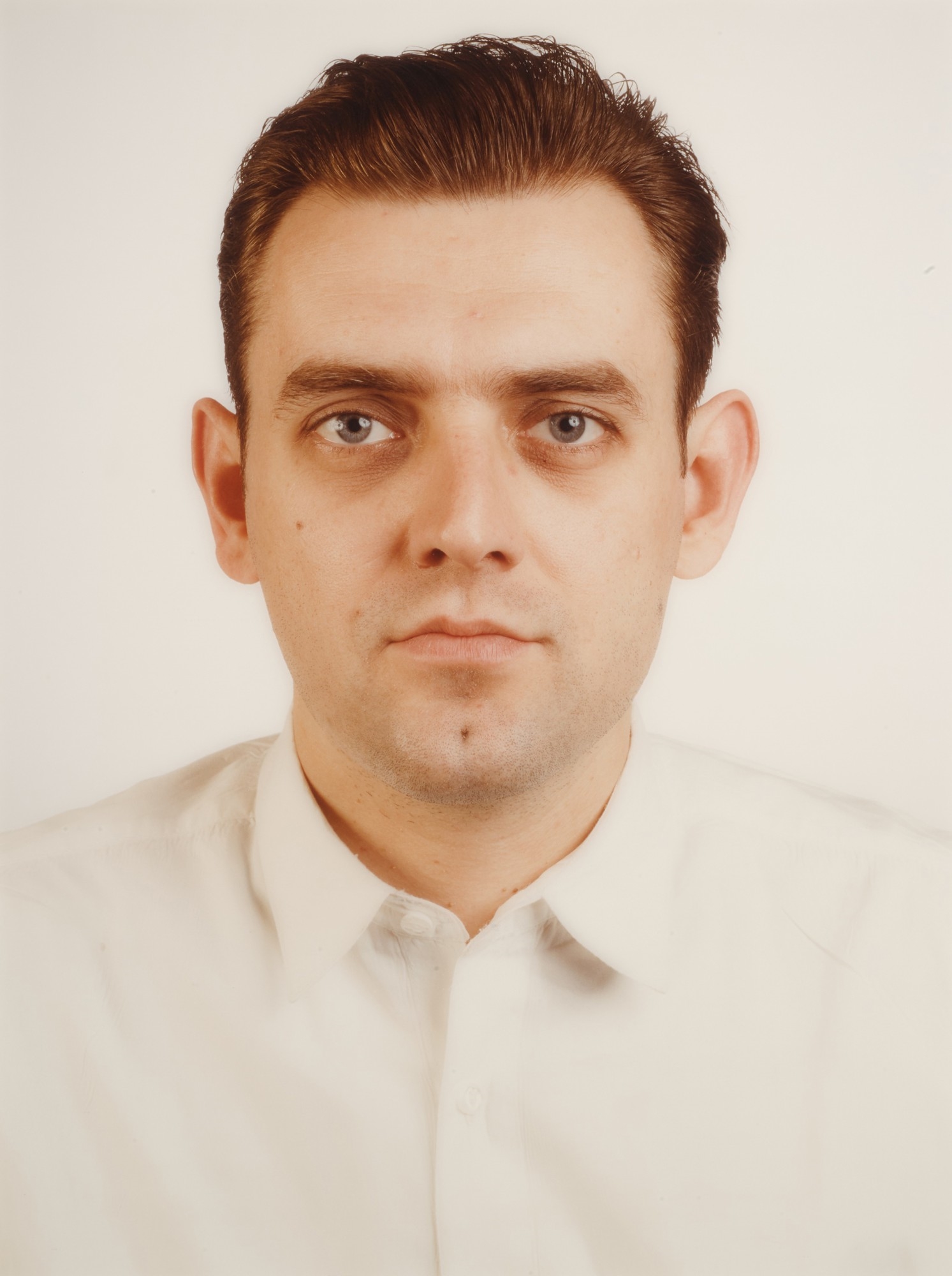 Thomas Ruff | Portät (Stoya) (Winzen POR061) (1988) | MutualArt