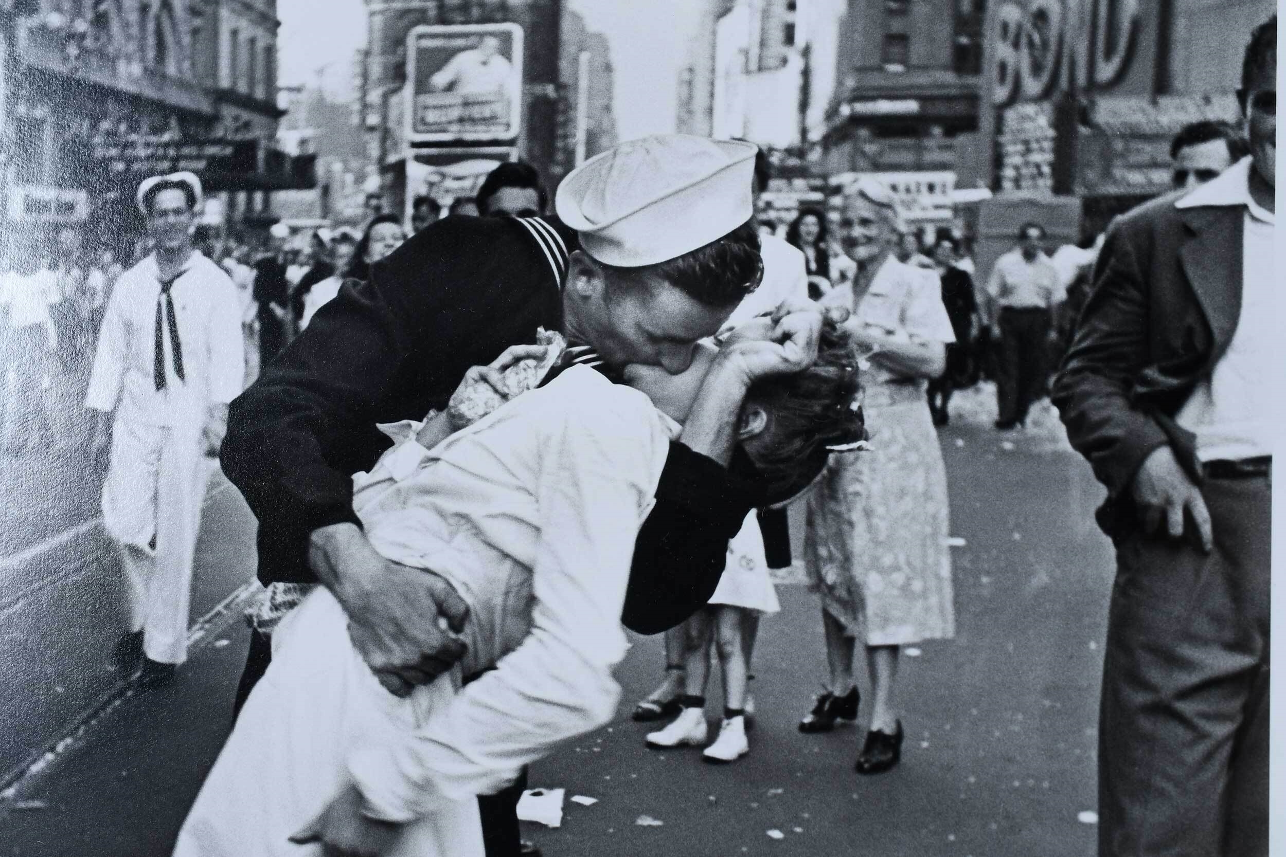 Alfred Eisenstaedt | V-J Day, Times Square | MutualArt