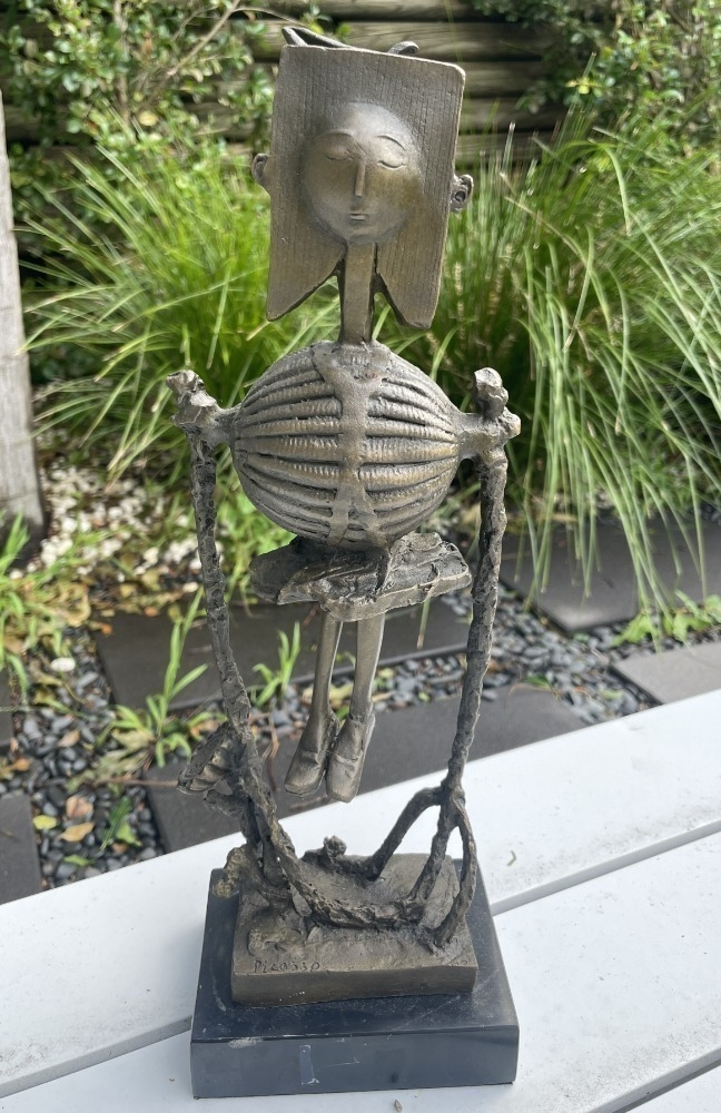 Pablo Picasso | Little Girl Jumping Rope | MutualArt