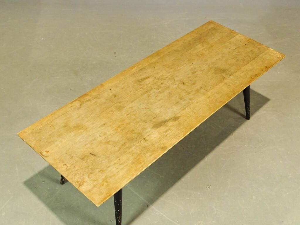 Paul McCobb | Coffee table / bench | MutualArt