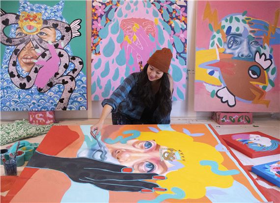 Caroline Liu | Artist Overview | MutualArt