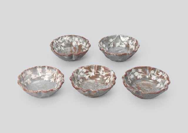 Hayashi Kotaro | Nezumi-shino flower-shaped mukozuke dish (a set of 5 ...