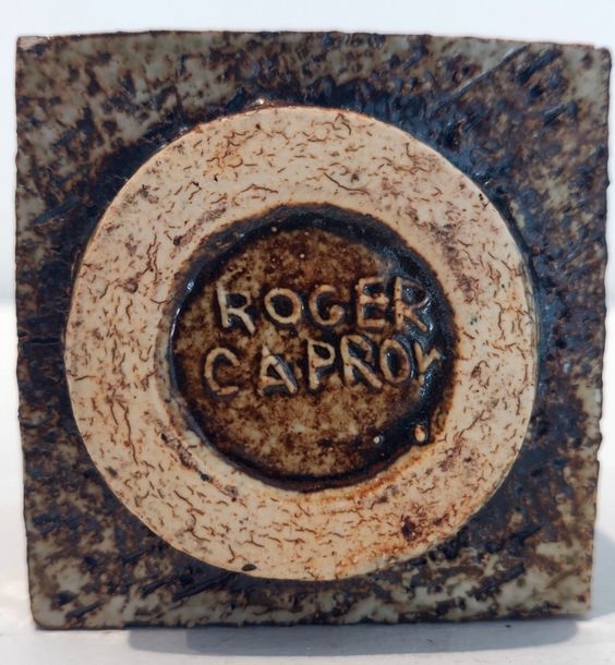 Roger Capron | Pencil pot | MutualArt