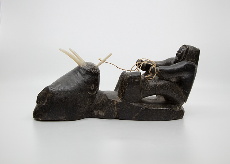 Kululak Tayarak | Hunter Pulling the Walrus (1168) | MutualArt