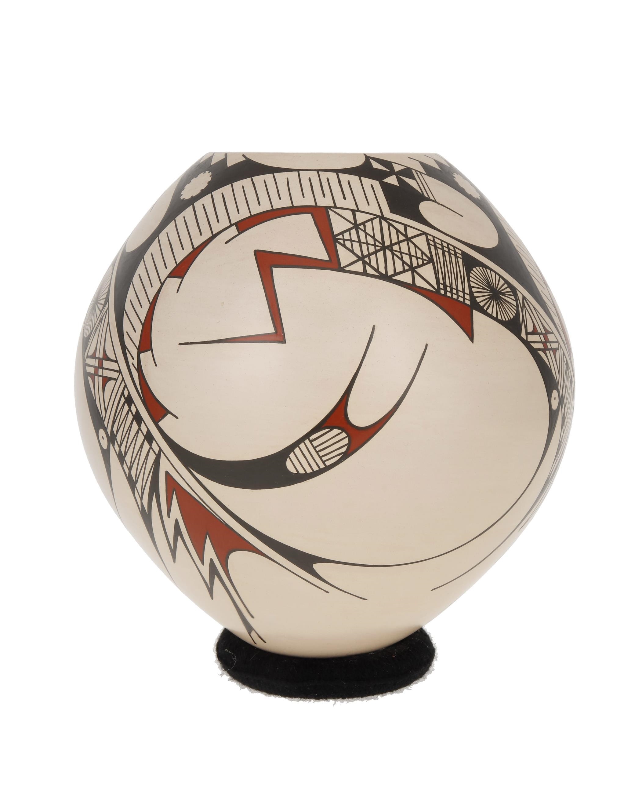 Taurina Baca | A Mata Ortiz Pottery Vessel | MutualArt