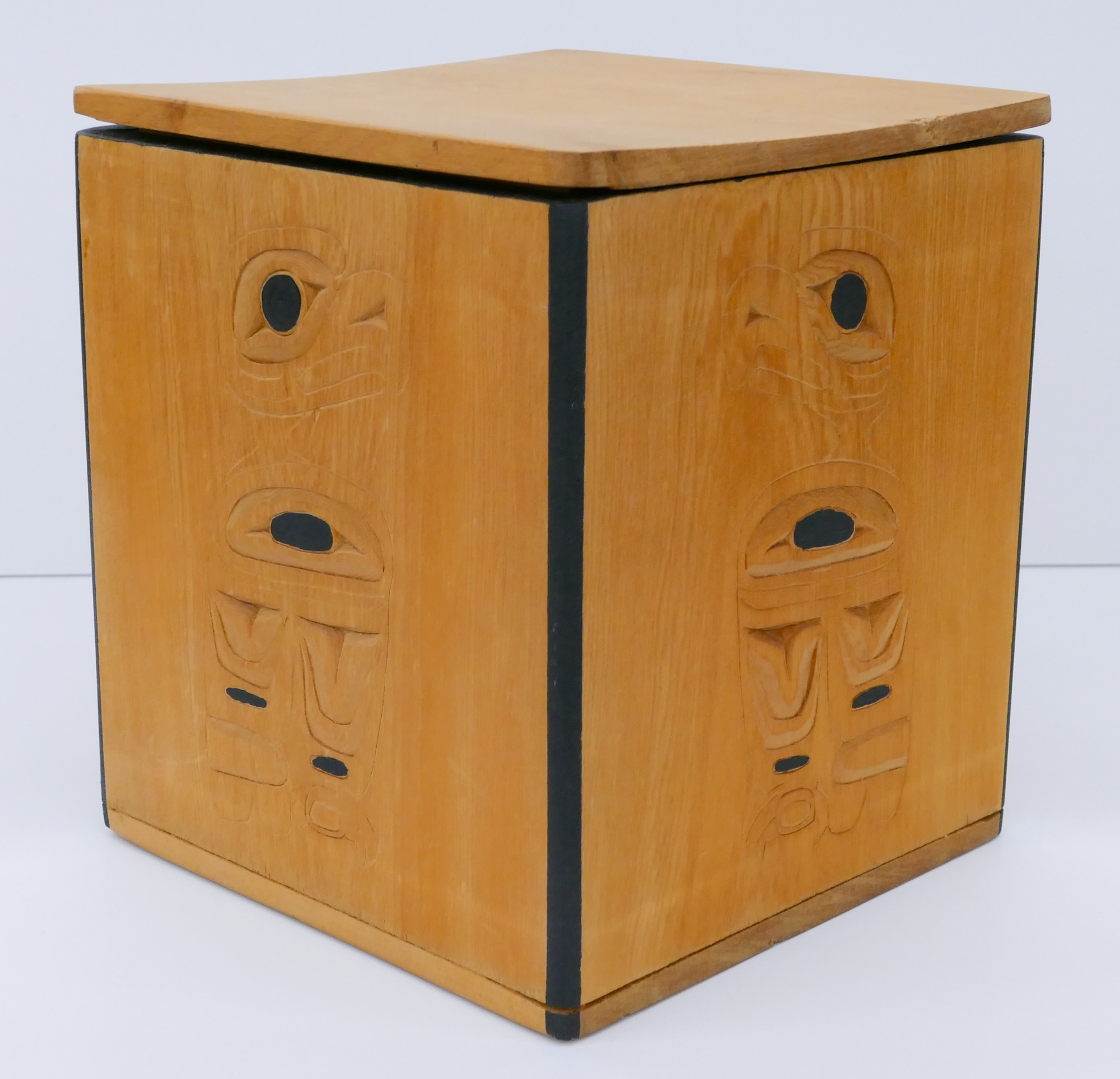 Pete Feather | Haida Eagle Box | MutualArt