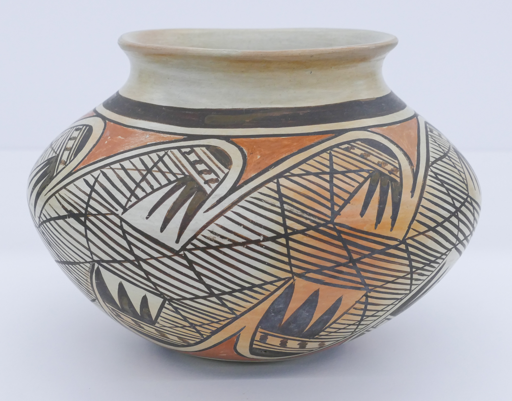 Leah Nampeyo | Jar | MutualArt