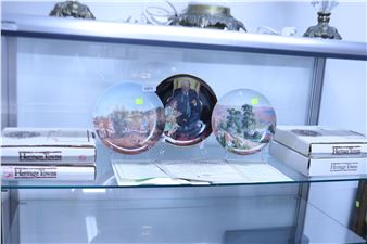 Chris Huber | COLLECTORS PLATES | MutualArt