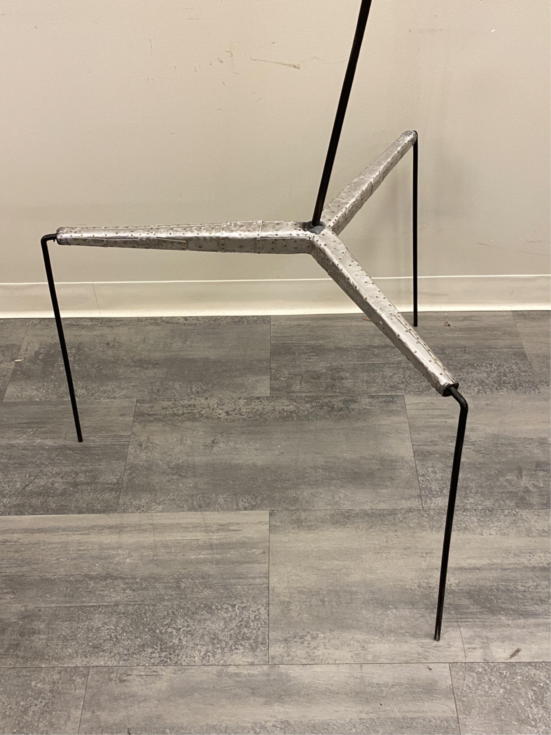 Adam Henderson | ADAM HENDERSON ABSTRACT ATOMIC SCULPTURE | MutualArt