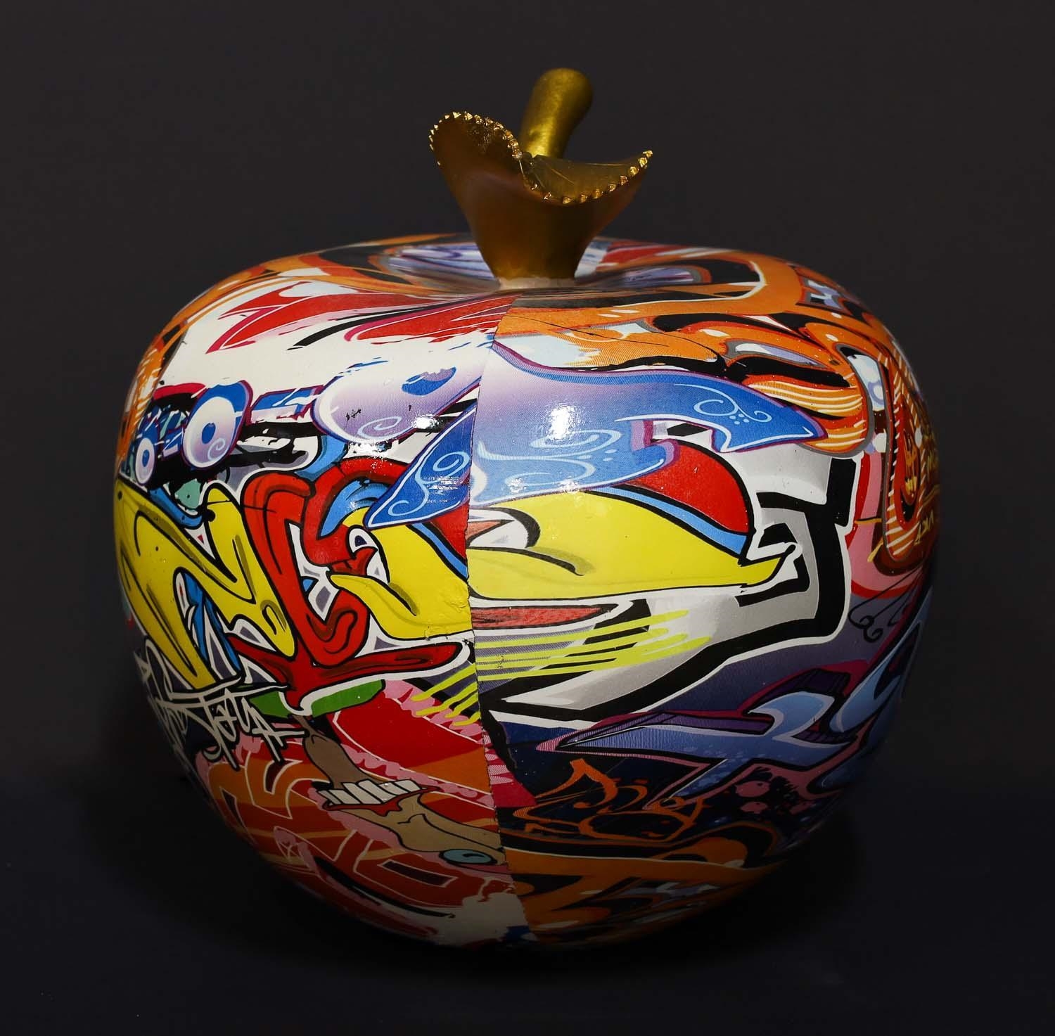 Bandit | Graffiti Apple | MutualArt