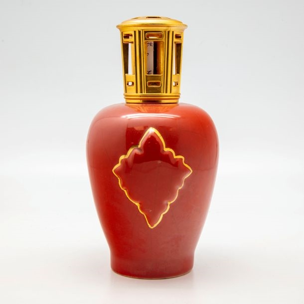 Longwy | Lampe Berger en faïence émaillée rouge et or du modèle 3549 ...