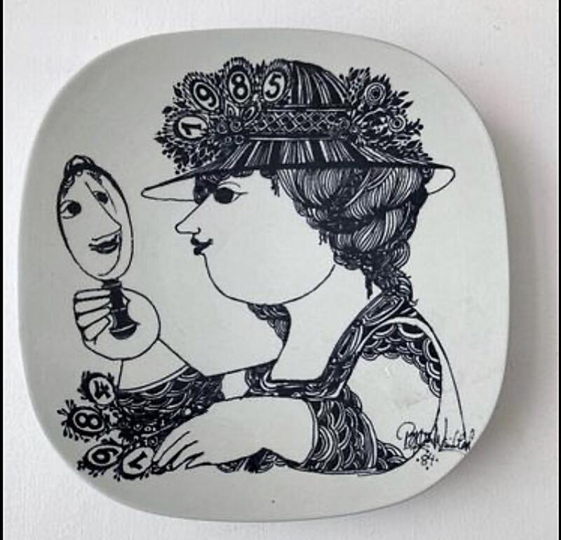 Bjorn Wiinblad | A collection of faiance platters | MutualArt