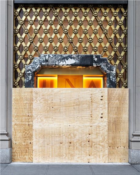 Alexa Hoyer | Artist Overview | MutualArt