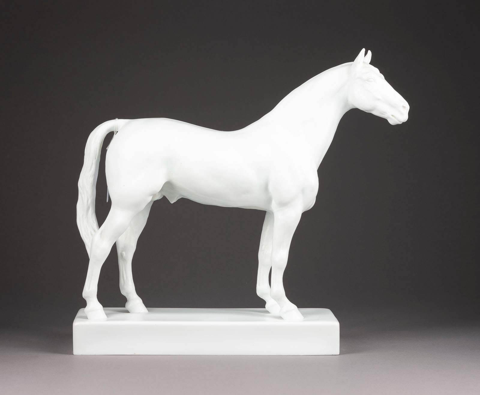 Albert Hinrich Hussmann | STEHENDES PFERD (20) | MutualArt