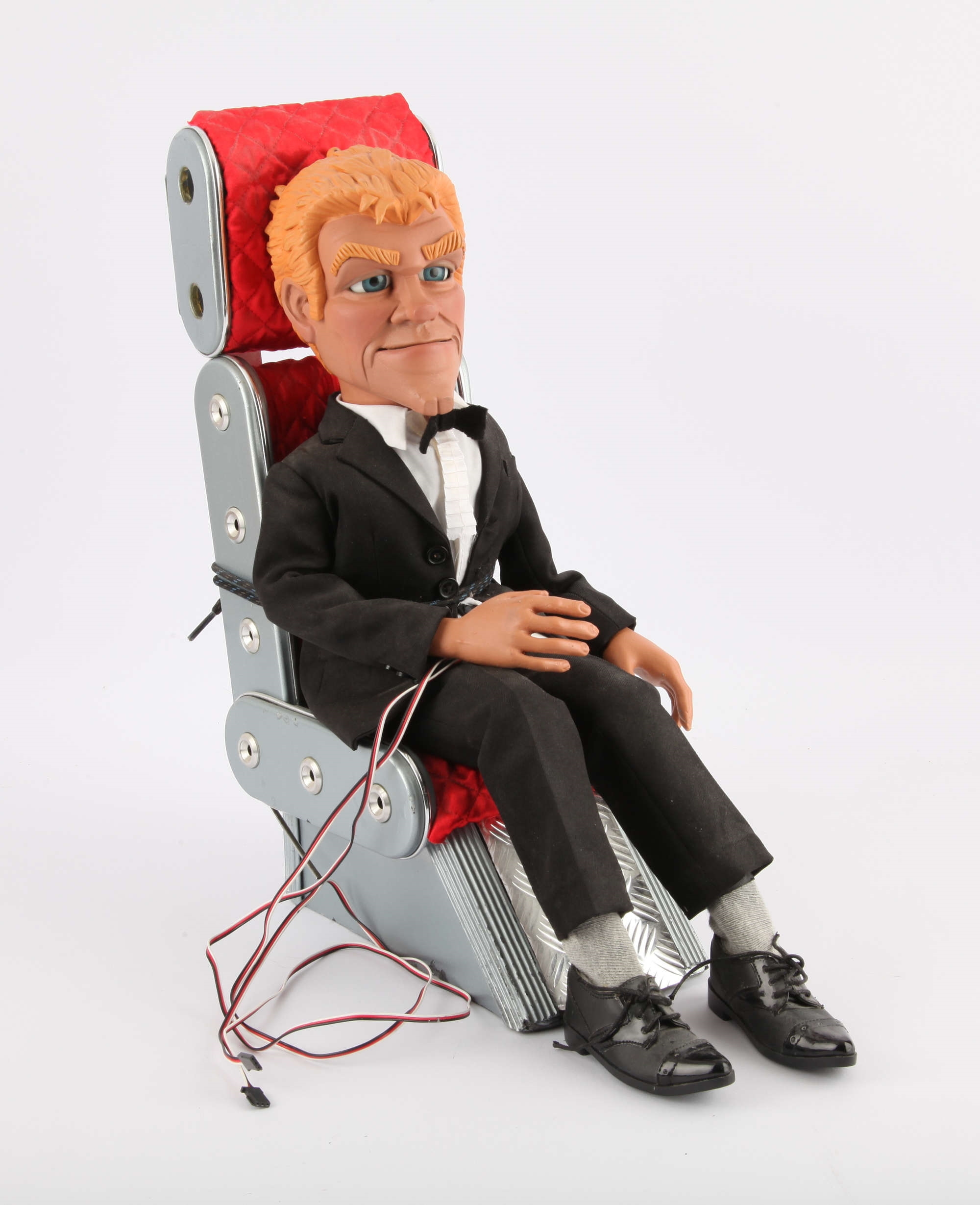 Phil Eason | Male seated marionette puppet | MutualArt