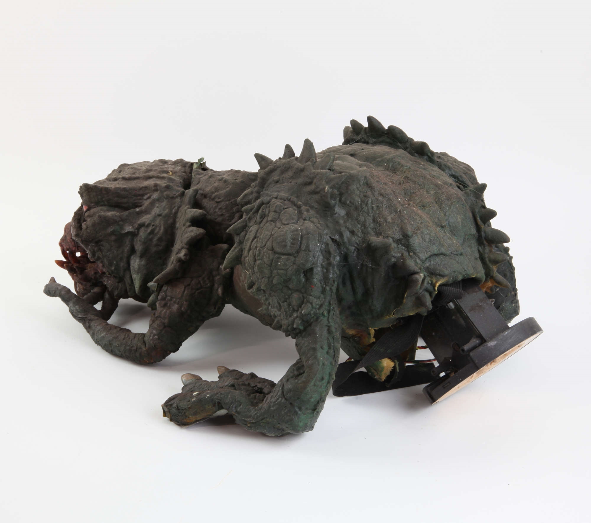 Phil Eason | Alien puppet made by Phil Eason | MutualArt