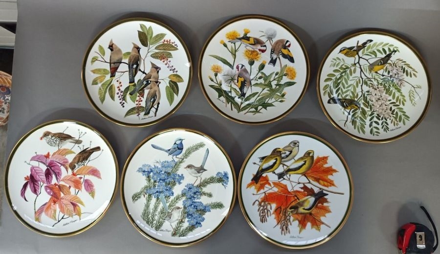 Arthur B. Singer | Set of six porcelain plates with birds. | MutualArt