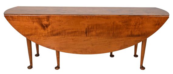 D. R. Dimes Co | Queen Anne Style Dining Table | MutualArt