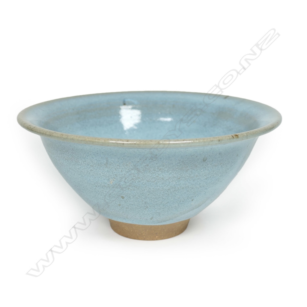 Peter Stichbury | Peter Stichbury stoneware flared small bowl | MutualArt