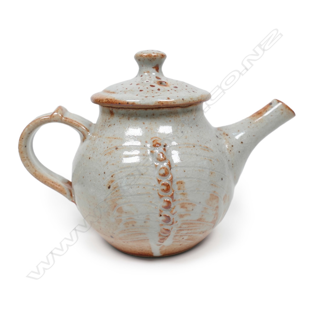 Peter Stichbury | Peter Stichbury shino glaze small teapot | MutualArt