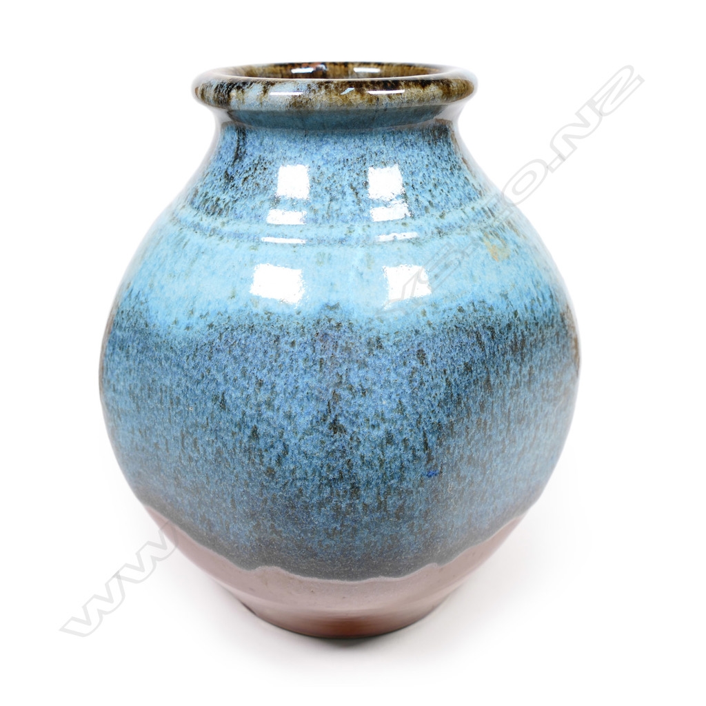 Peter Stichbury | Peter Stichbury chun and tenmoku glazed vase | MutualArt