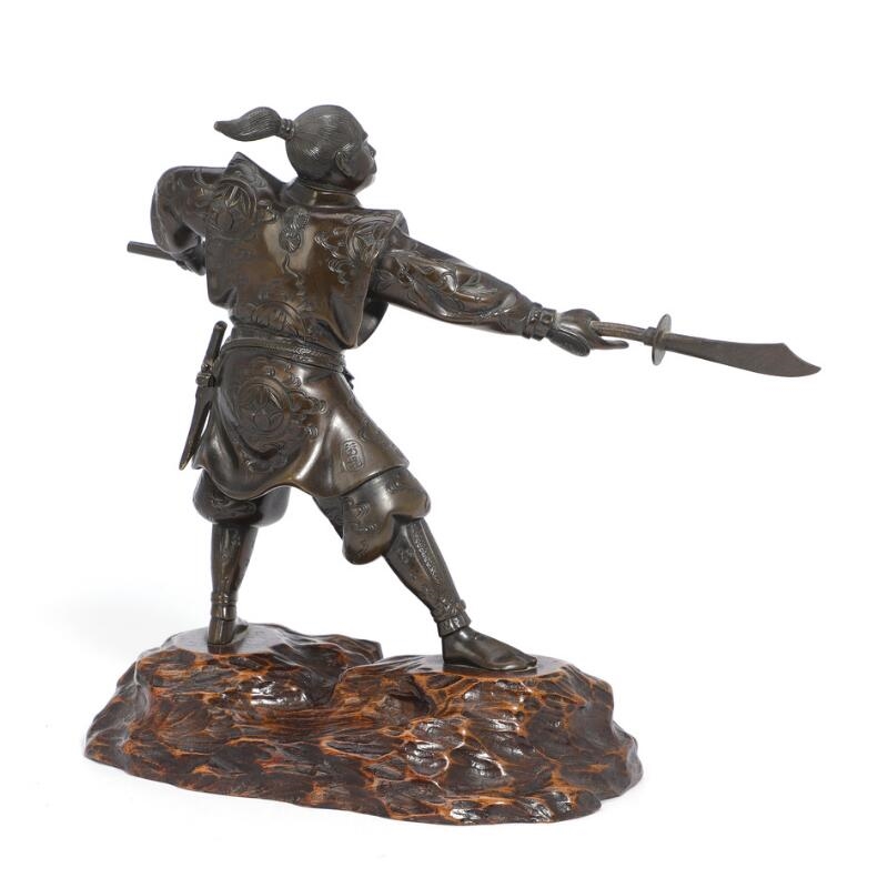 Yoshimitsu | A bronze figure depicting a samurai | MutualArt