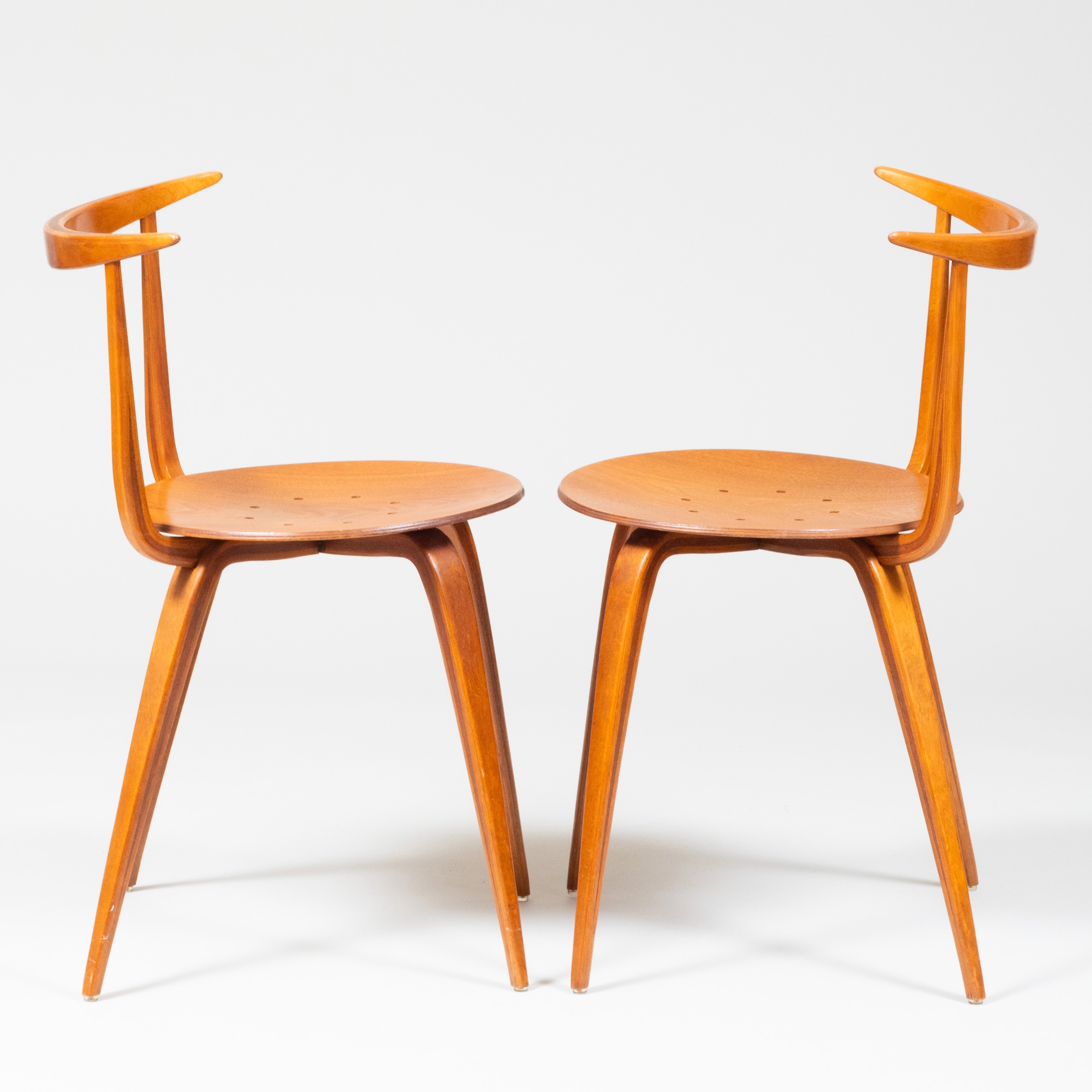 George Nelson | 'Pretzel' Chairs | MutualArt