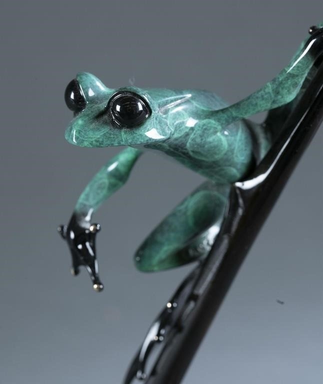 Tim Cotterill | Tim Cotterill, I Spy, bronze sculpture. (2011) | MutualArt