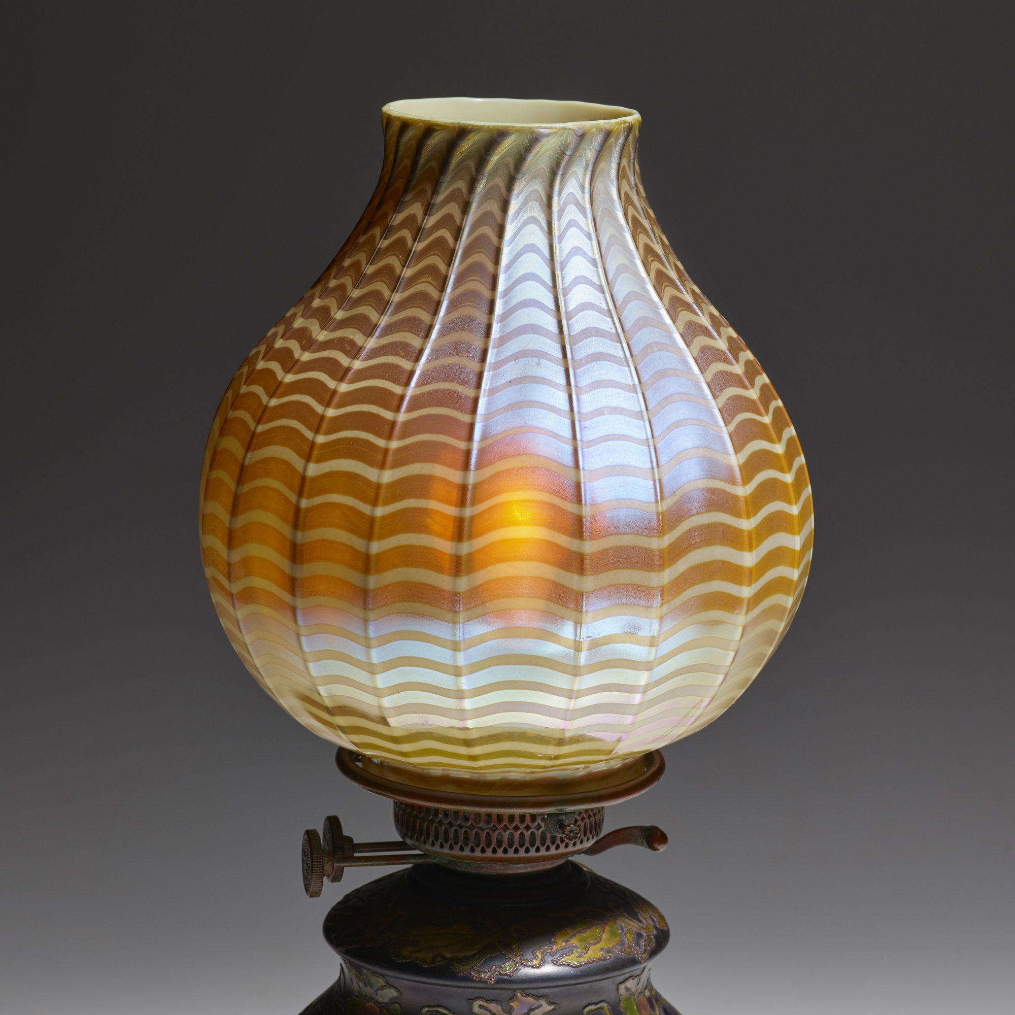 Tiffany Studios | Rare and Early Grapevine lamp | MutualArt