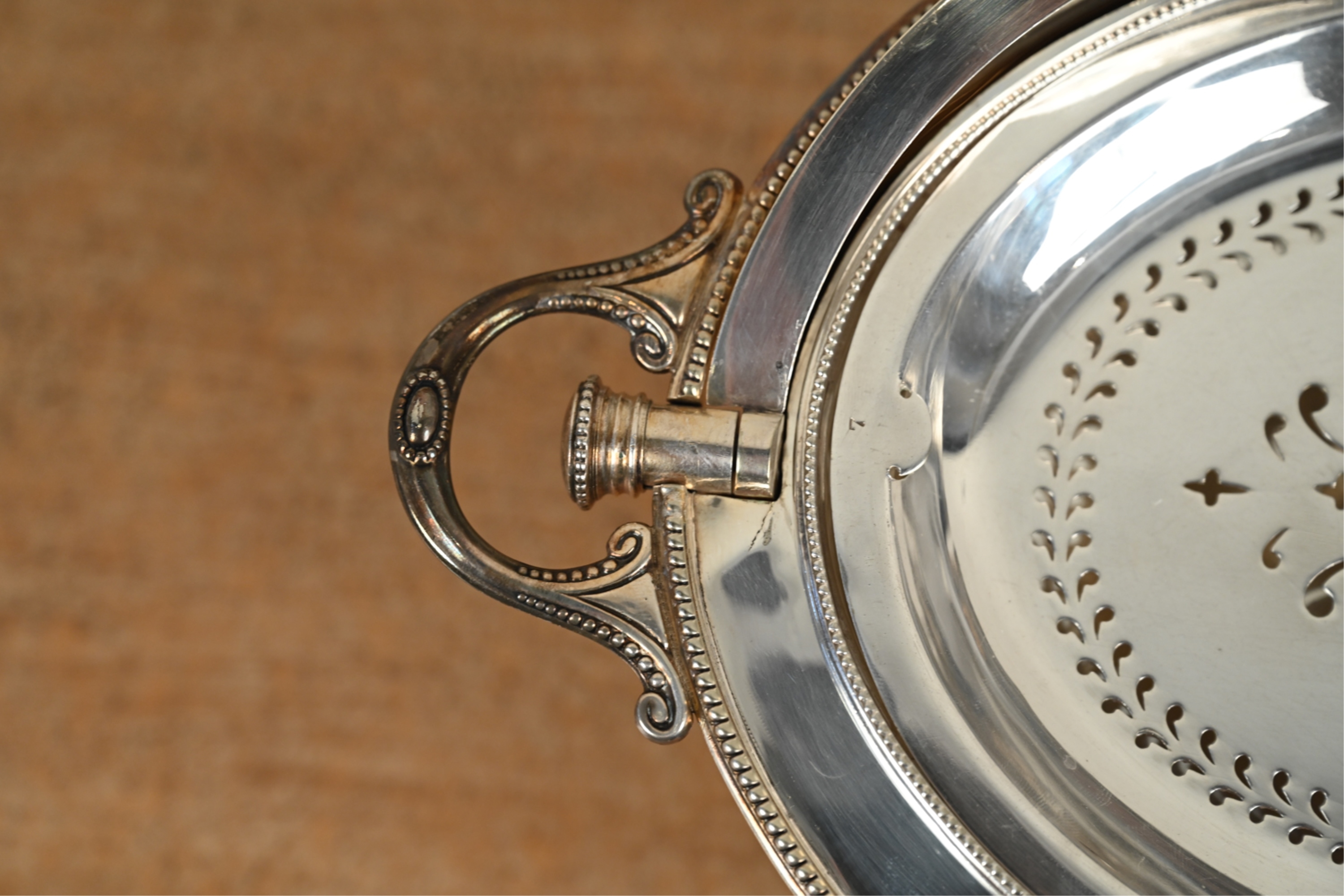 William Hutton & Sons | WILLIAM HUTTON SILVERPLATE WARMER | MutualArt