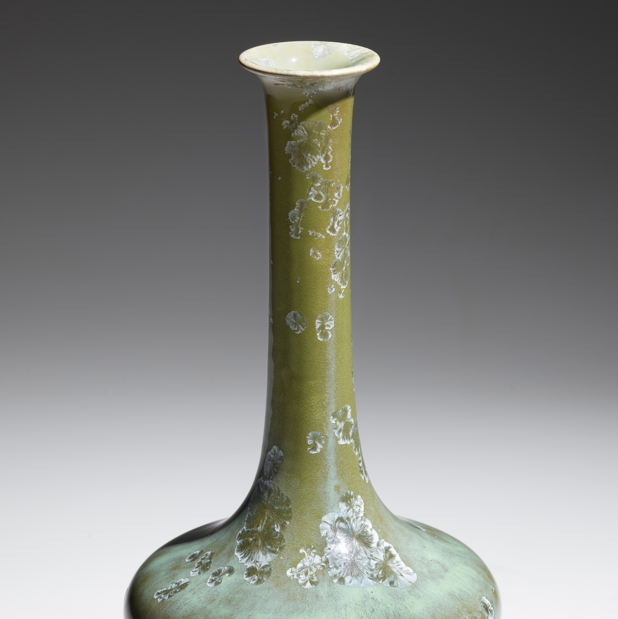 Adelaide Alsop Robineau | Exceptional vase with reticulated stand (1912 ...