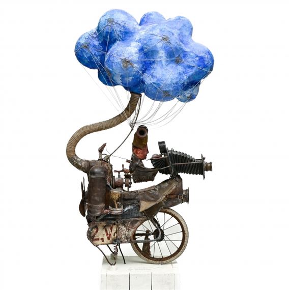 Bart Vankrunkelsven | The researcher of fantasy light sculpture | MutualArt