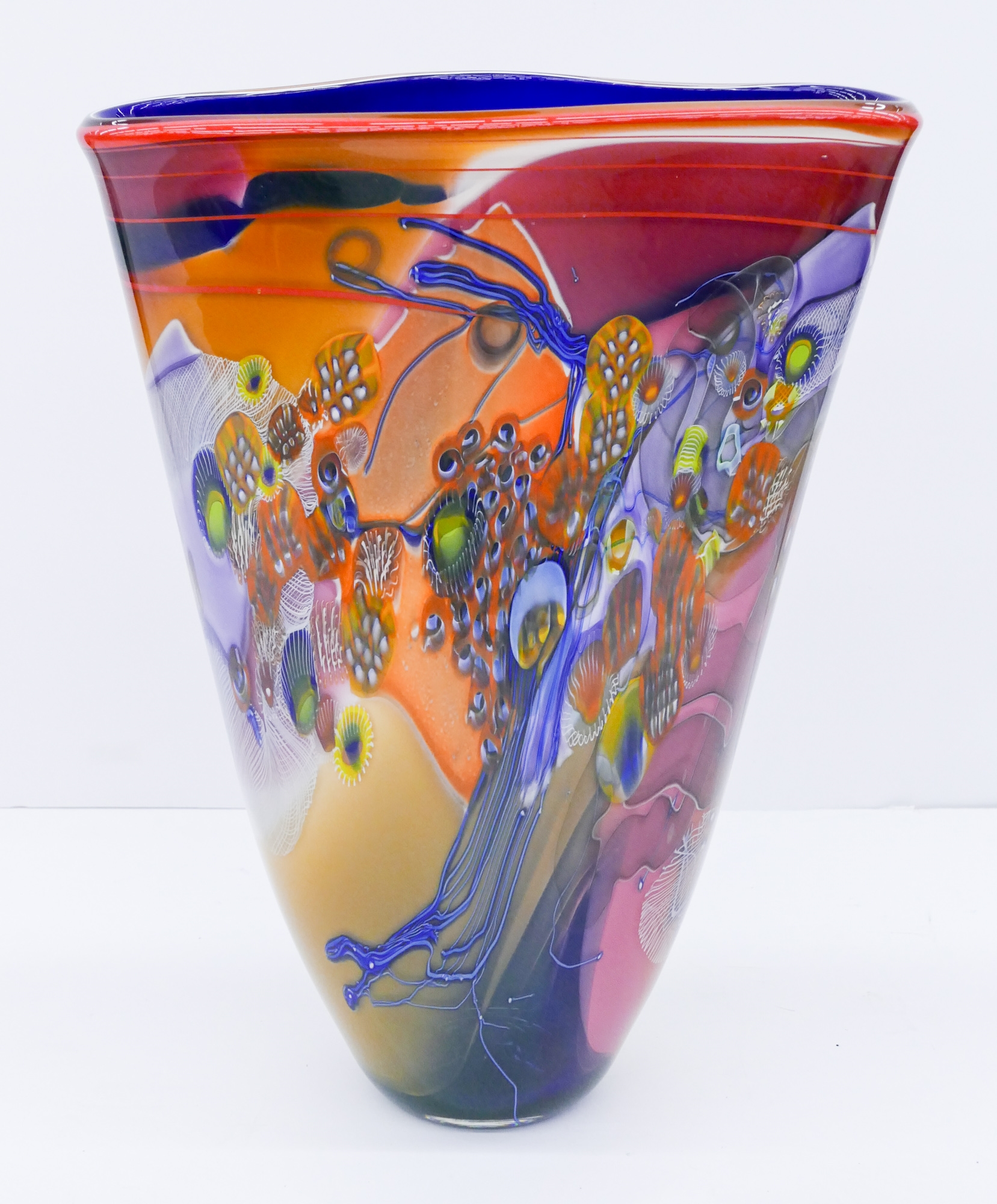 Wes Hunting | LARGE AQUARIUM GLASS VASE (1956) | MutualArt