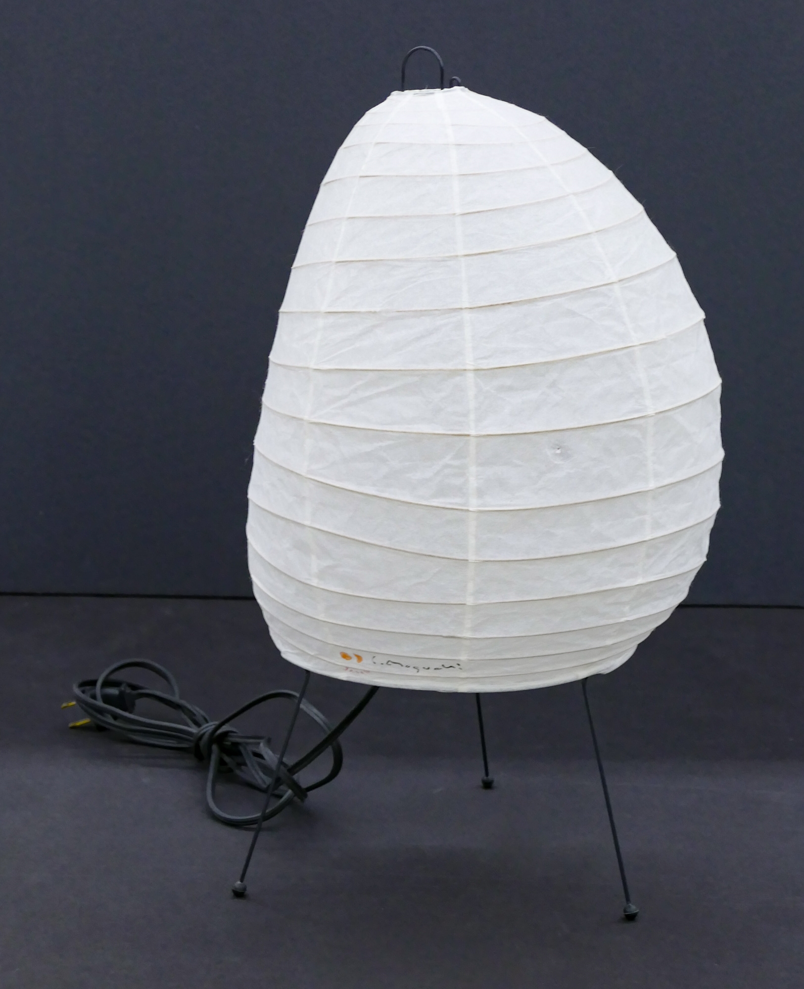 Isamu Noguchi | AKARI MODEL 1N TABLE LAMP | MutualArt