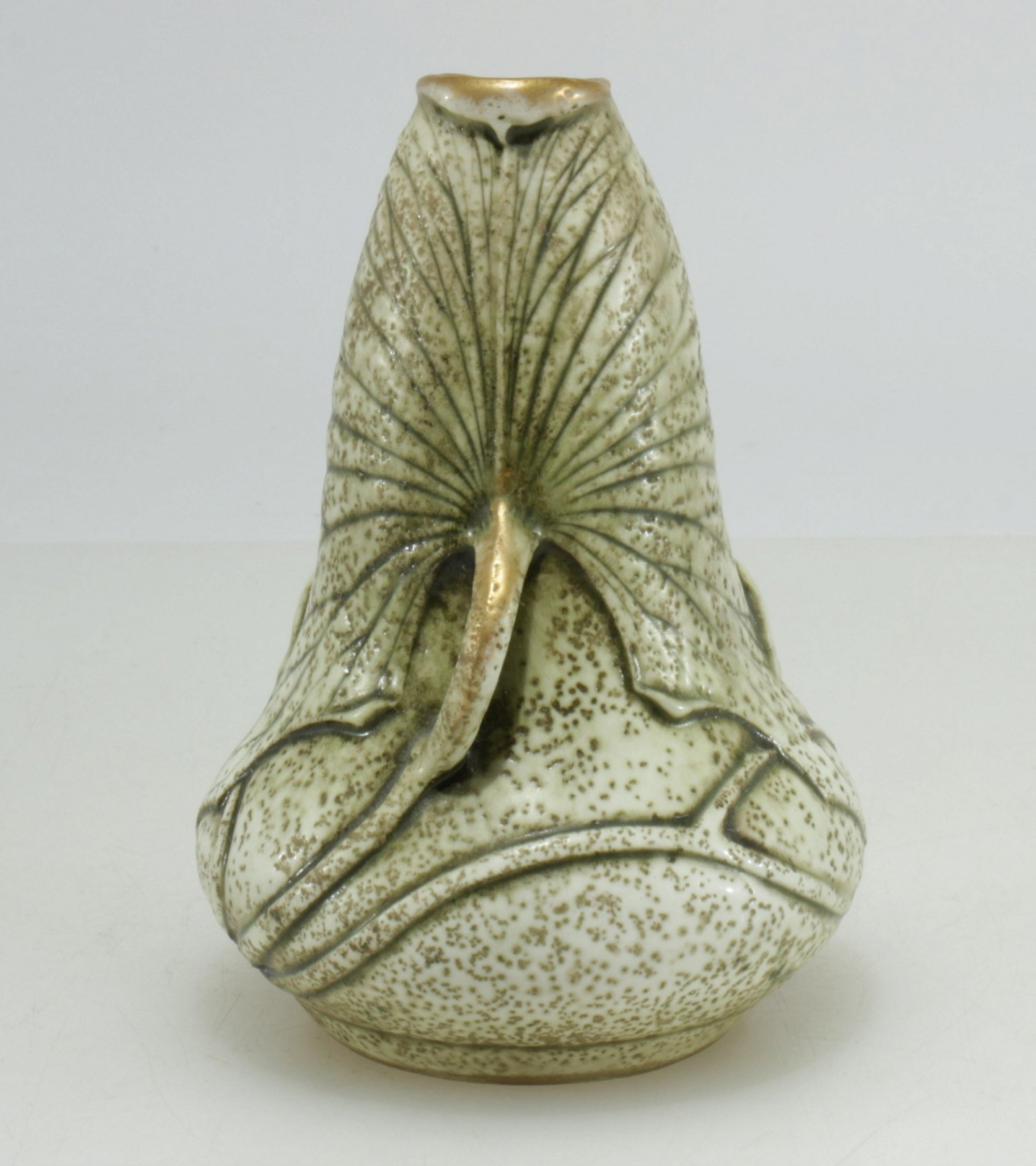 Paul Dachsel | AMPHORA VASE (Early 20) | MutualArt