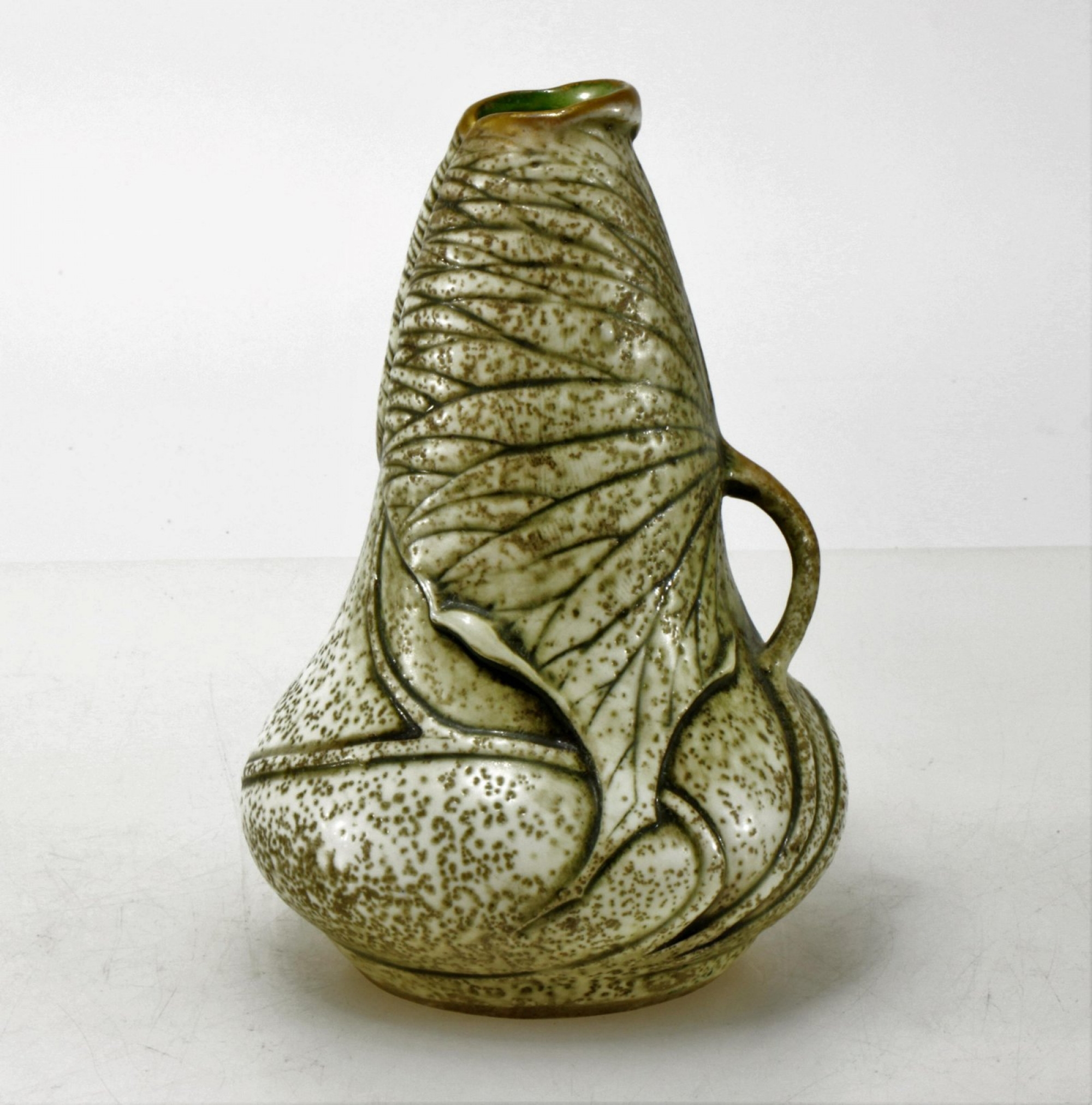 Paul Dachsel | AMPHORA VASE (Early 20) | MutualArt