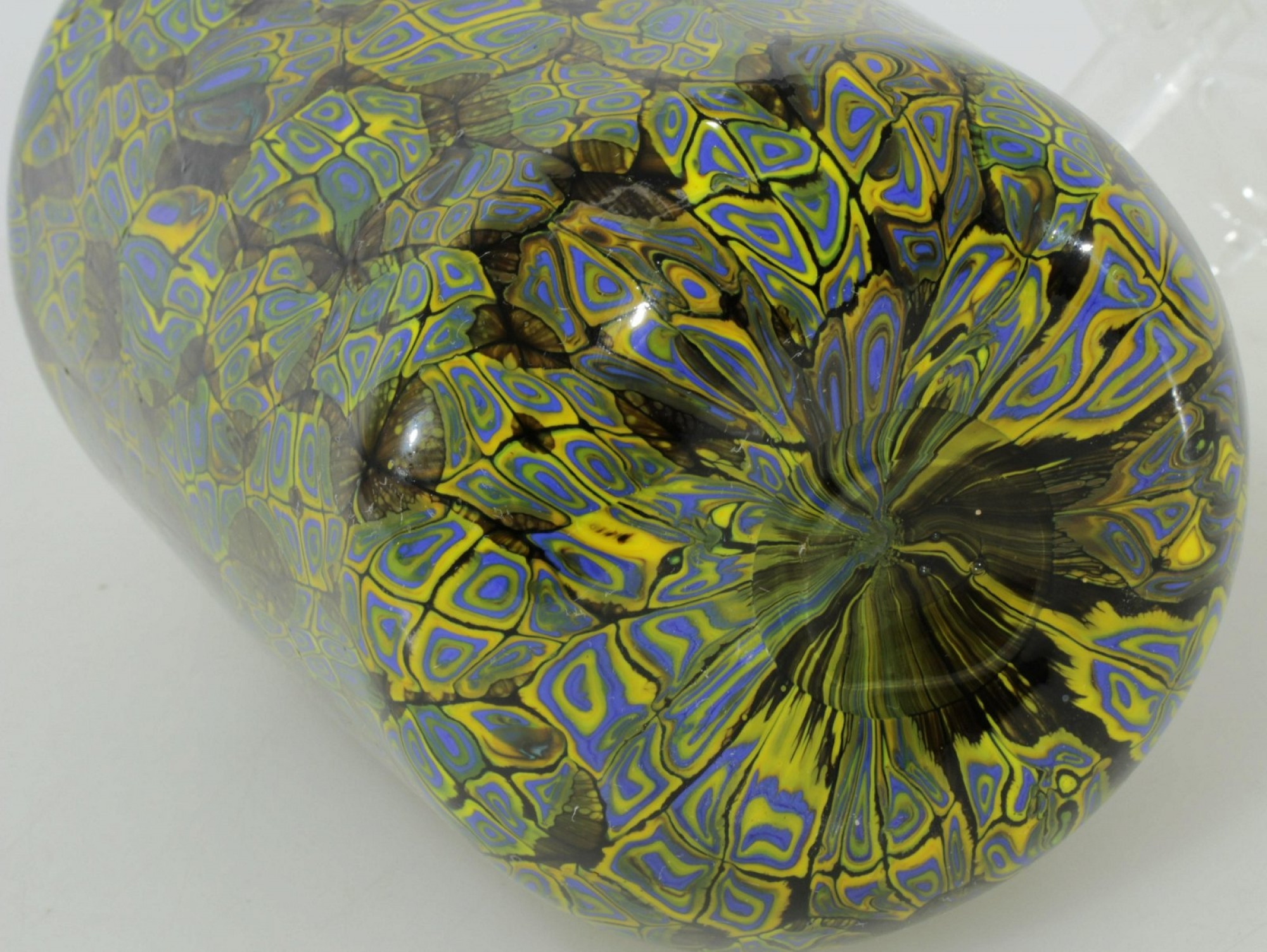 Vittorio Ferro | MURRINE GLASS VASE | MutualArt