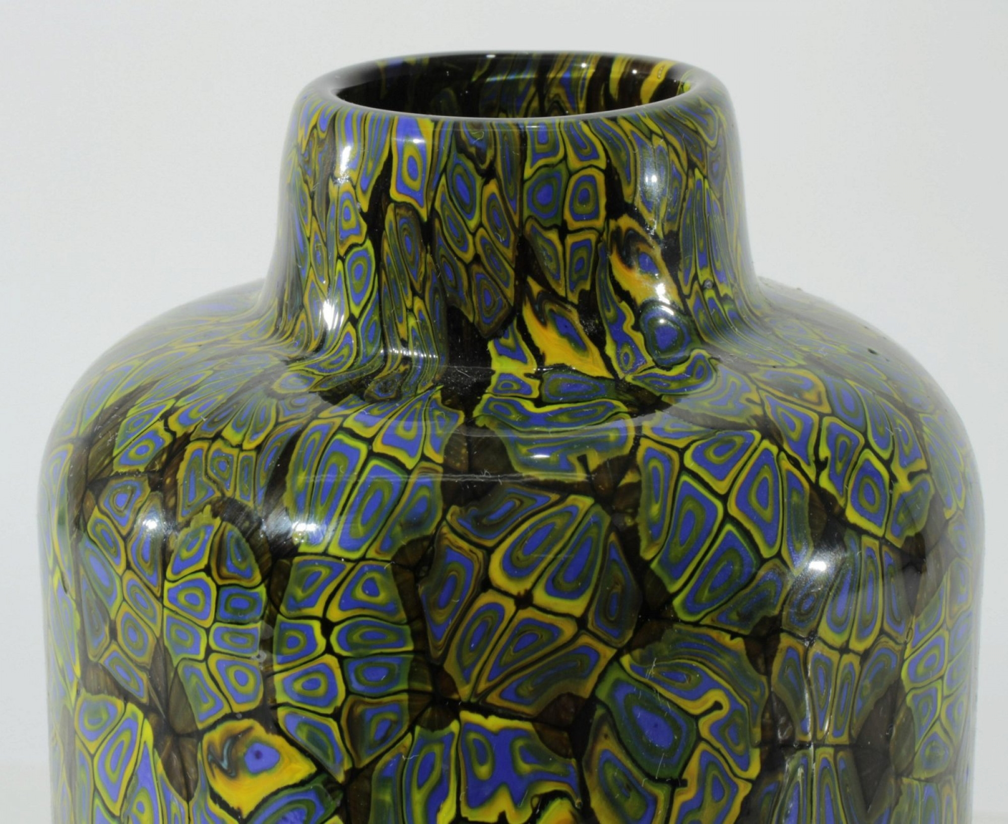 Vittorio Ferro | MURRINE GLASS VASE | MutualArt