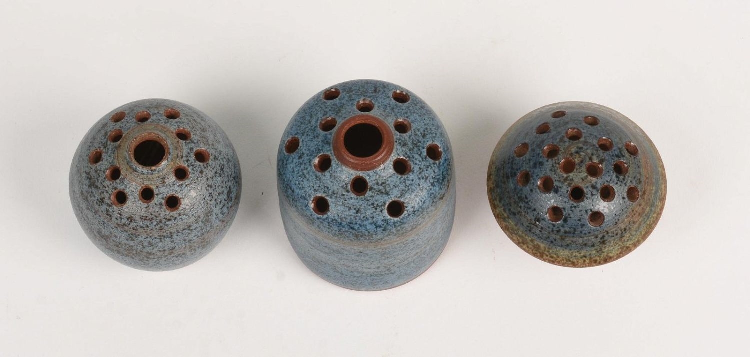 Denis Vibert | Flower Frogs | MutualArt