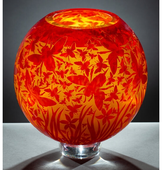 Duncan McClellan | Large Glass Vessel With Bees (2000) | MutualArt