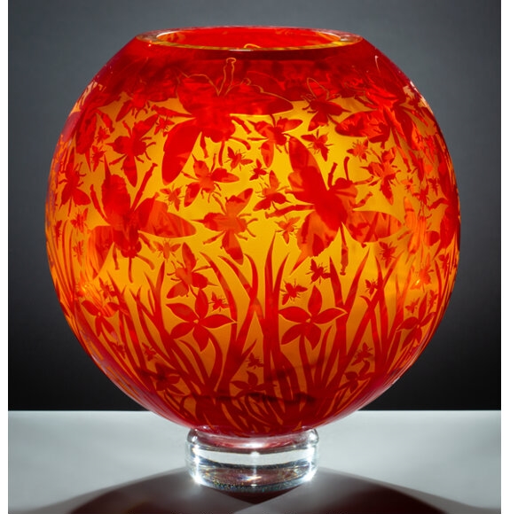 Duncan McClellan | Large Glass Vessel With Bees (2000) | MutualArt