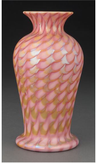 Durand Art Glass | Durand Decorated Iridescent Glass Vase (Circa 1920 ...