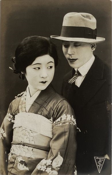 Japanese School, 20th Century | Couple of actors (Circa 1930) | MutualArt