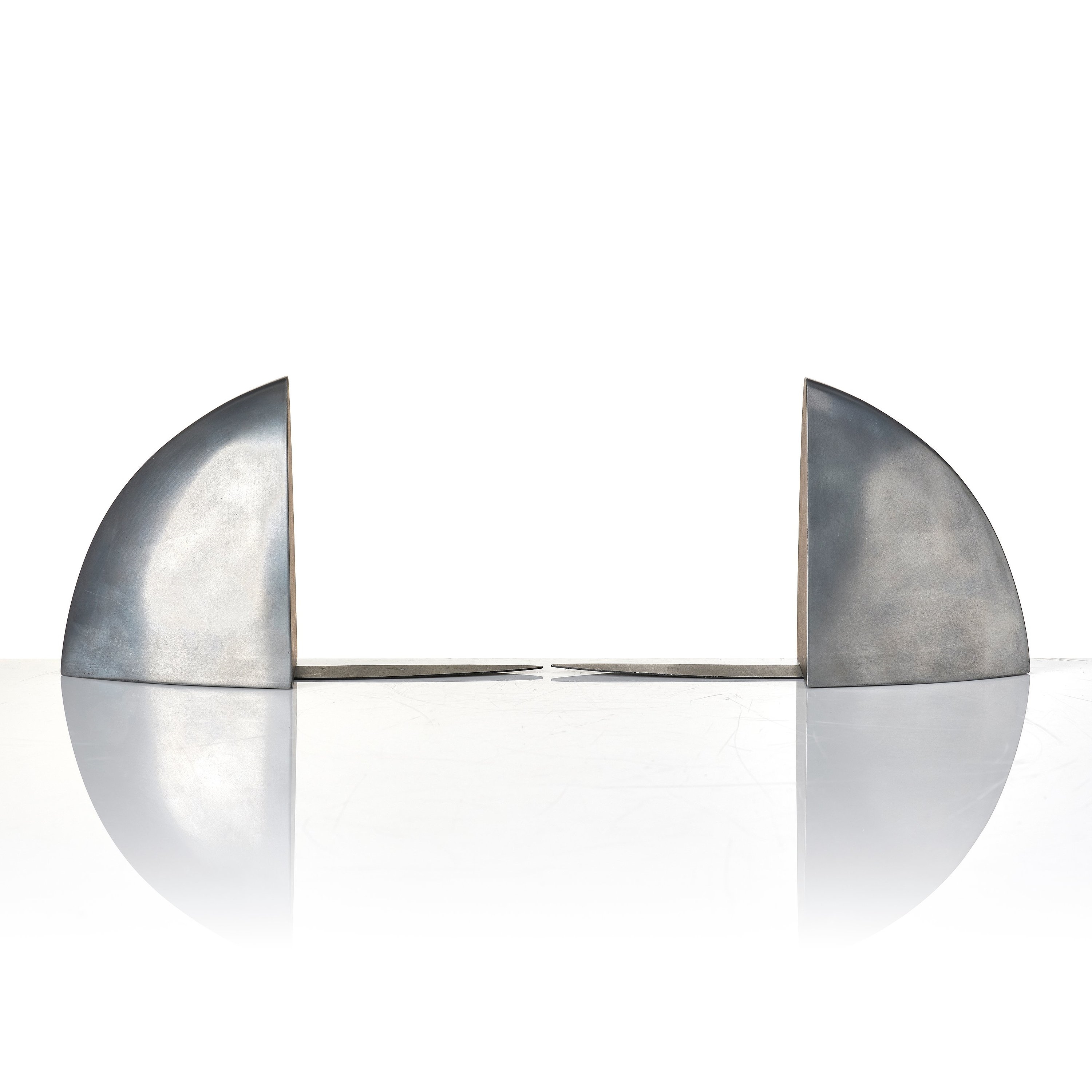 Neil Freeman | a pair of bookends | MutualArt