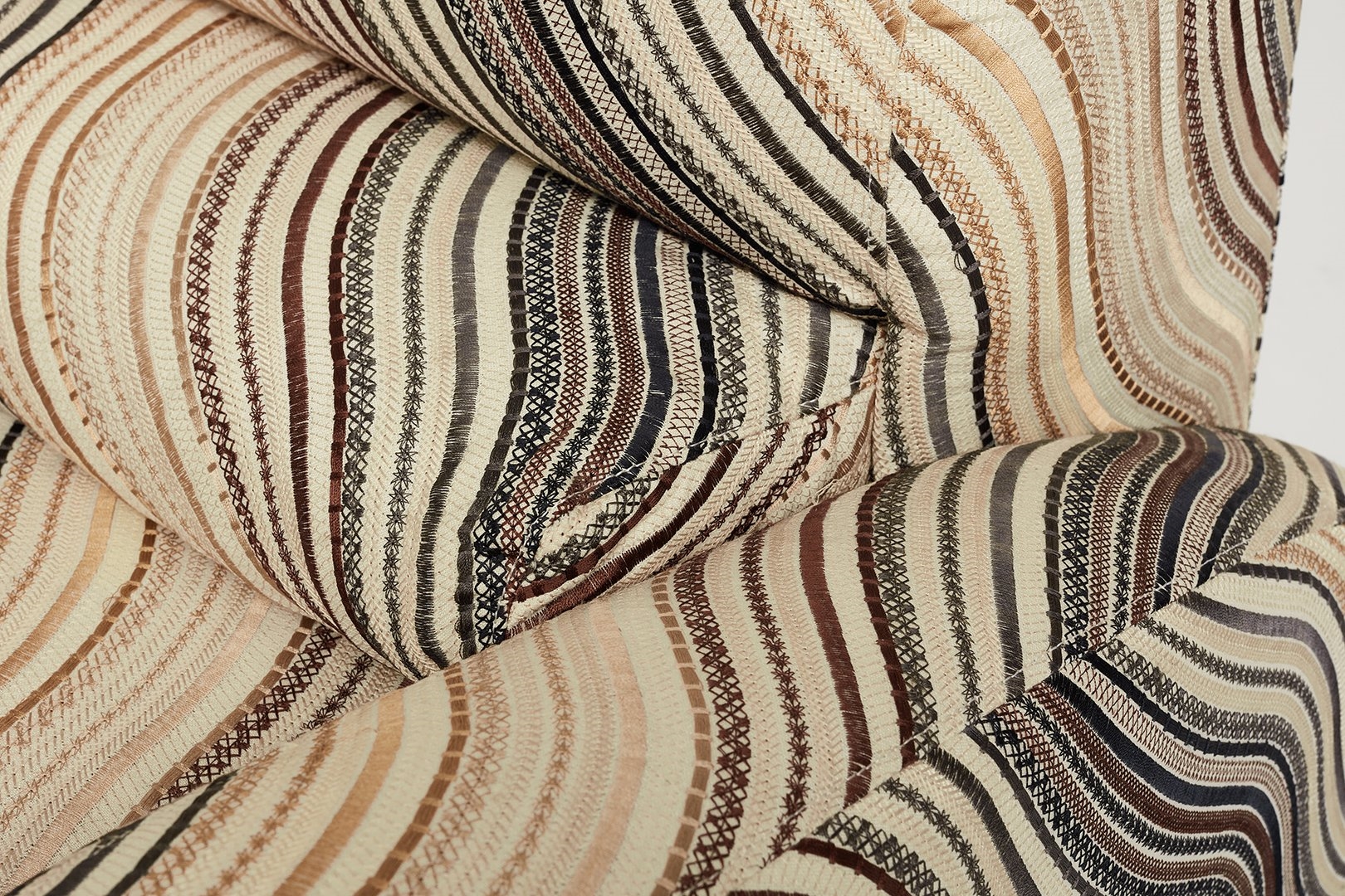 Jay Spectre | Pair of 'Steamer' lounge chairs (Circa 1980) | MutualArt