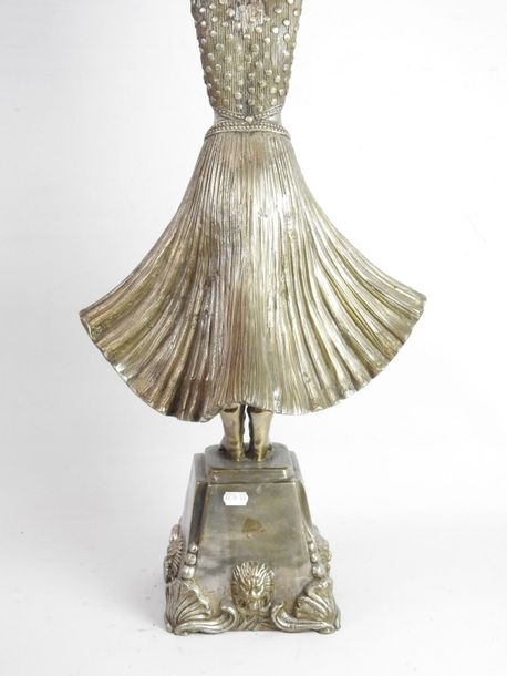 Demétre H. Chiparus | DANCER with raised arms holding a flower ...