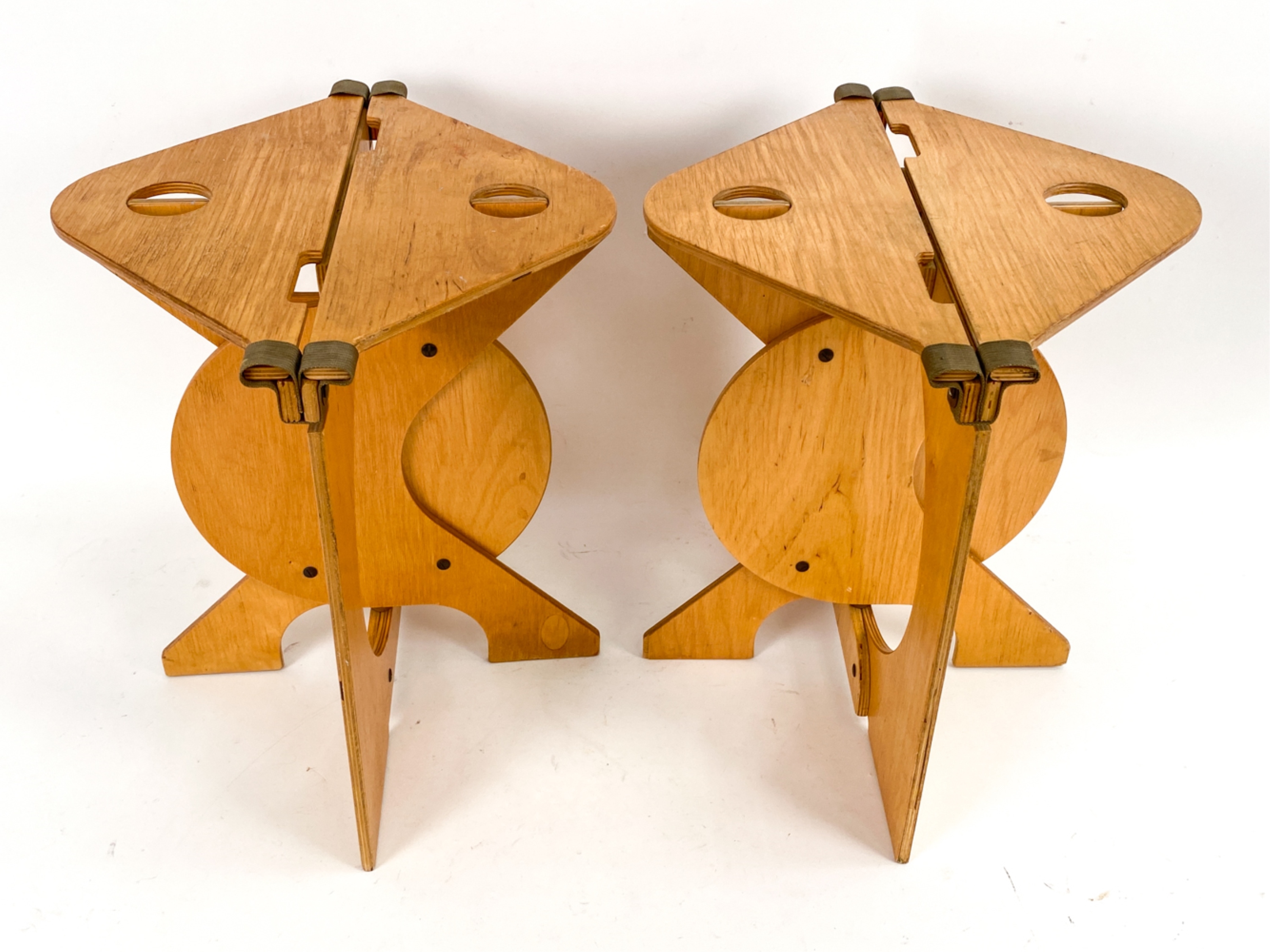 Barry Simpson | ROOSTER FOLDING STOOLS | MutualArt